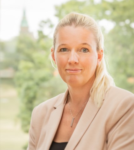 Lisa Day - DRACHMANN